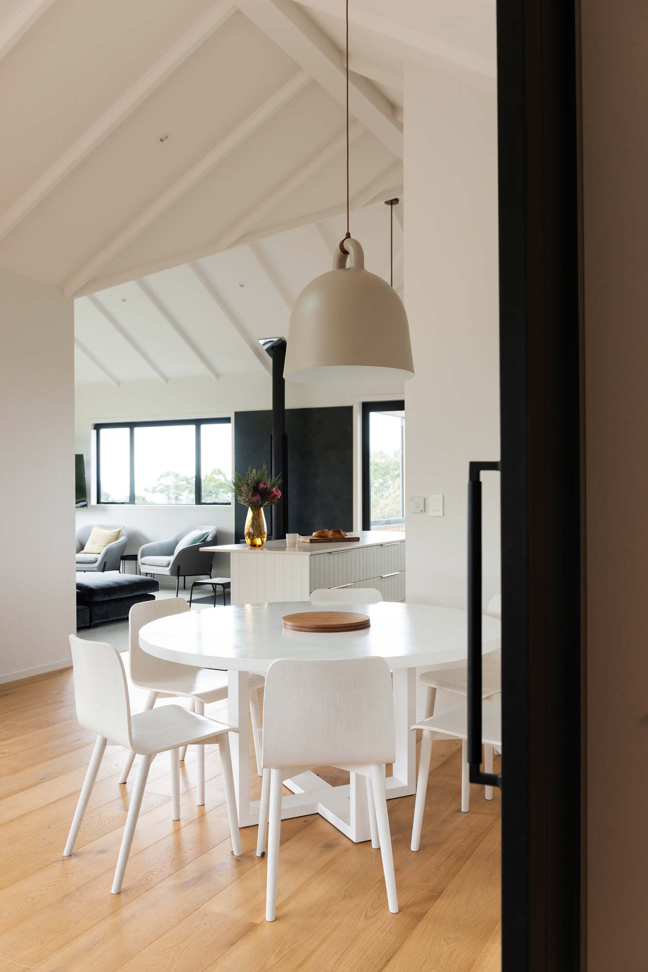 An interior designer's guide to NZ made furniture and homewares - WOMAN